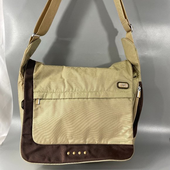 Tumi | Bags | Tumi Ttech Messenger Expendable Large Crossbodylaptop Bag ...